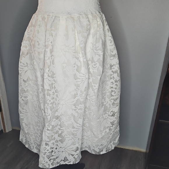 the moon | Skirts | Elegant White Lace Skirt | Poshmark